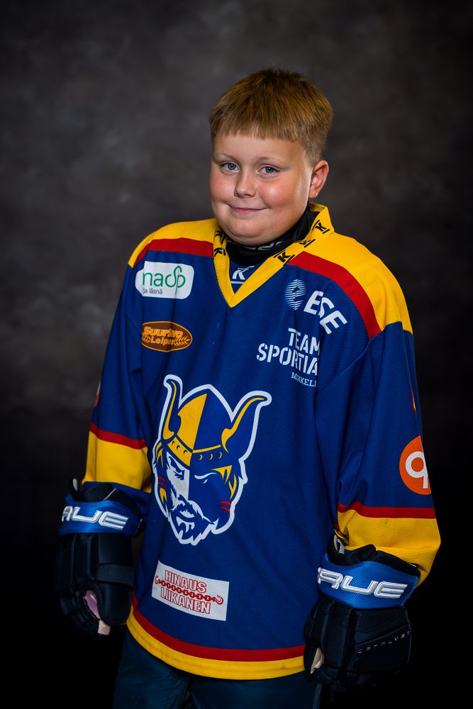64 Pulkkinen Antto | Juniori-Jukurit