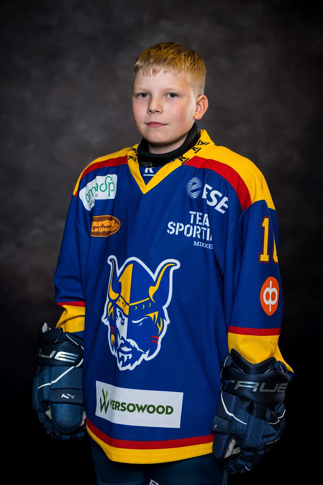 10 Virtanen Viljo | Juniori-Jukurit